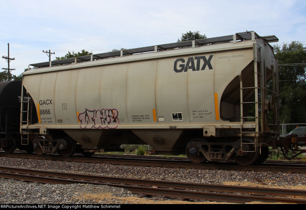 GATX 2 Bay Covered Hopper